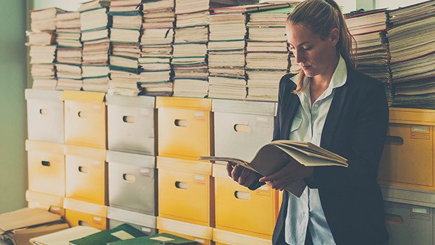 How to set up an archive room?